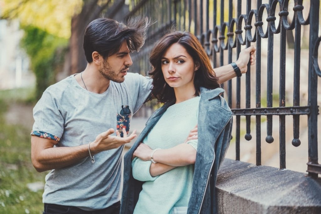 15 Eye Opening Signs of an Insecure Man in Love to Watch Out For