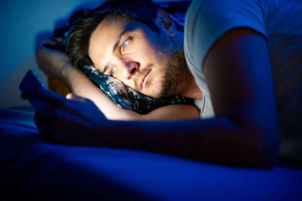 15 Eye Opening Signs of an Insecure Man in Love to Watch Out For