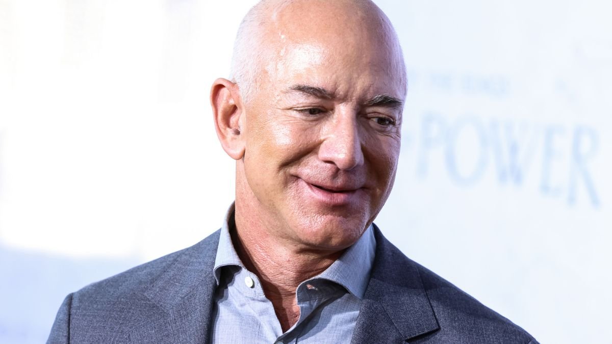 Jeff Bezos Asked an Amazon Candidate Two Questions, Then Hired Her ...